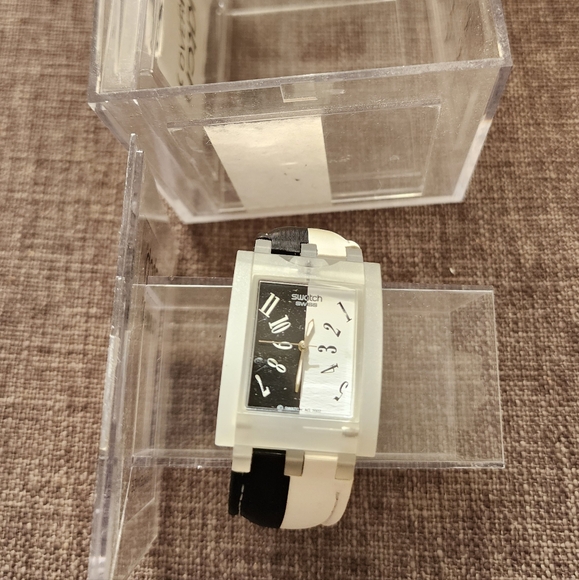 Swatch | Accessories | 3mm Rectangular Swatch Ubiquity Black And White ...